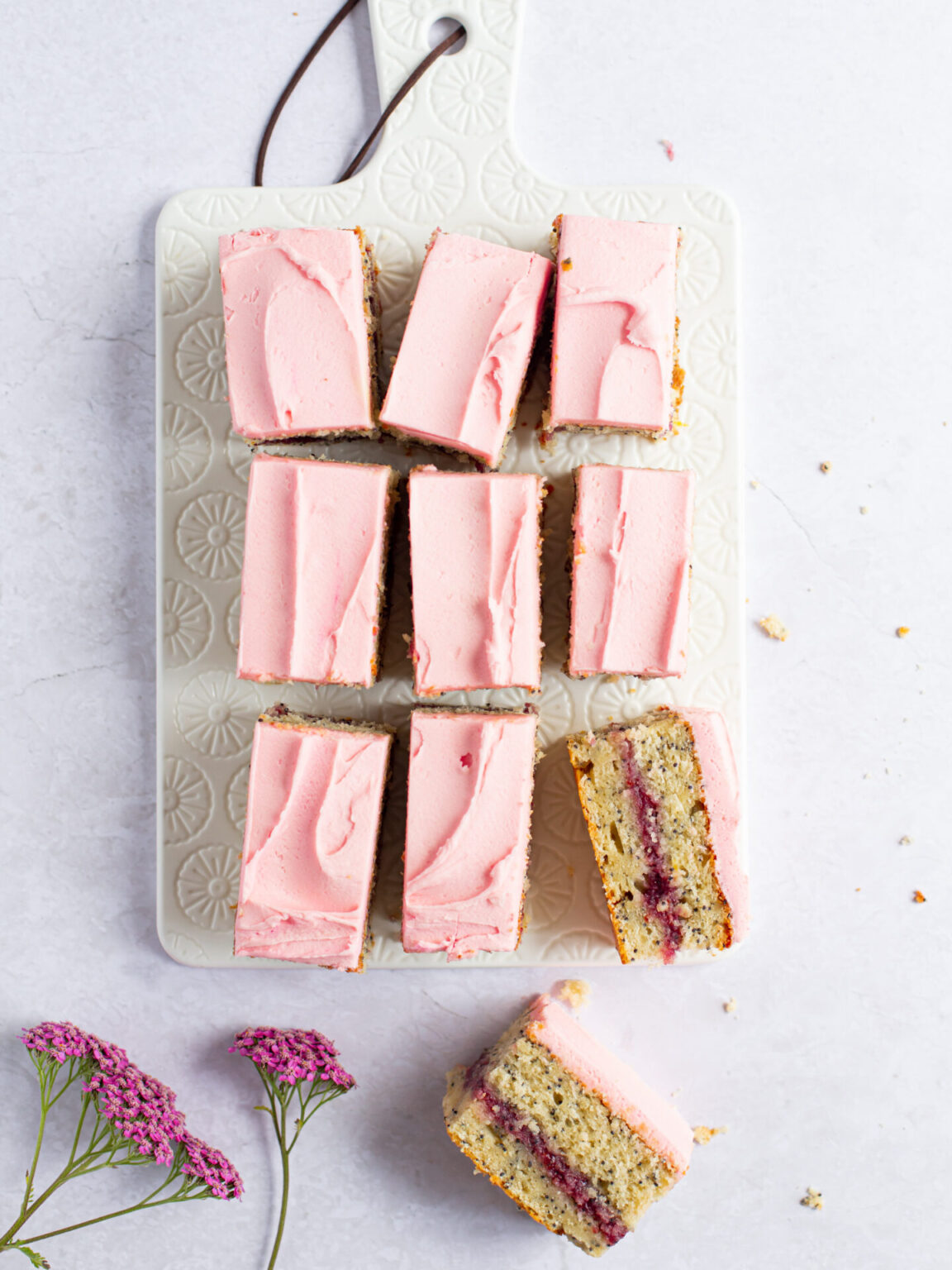 Hindberjasnittur • Döðlur & smjör